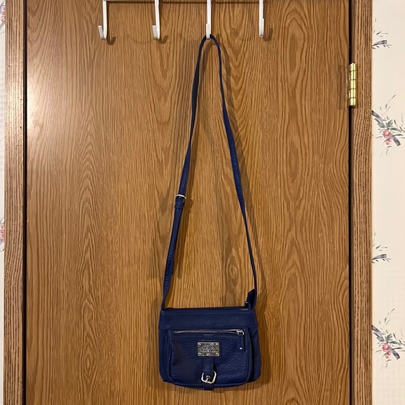 Kenneth Cole Reaction | Bags | Crossbody Bag | Poshmark
